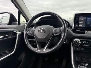 Black Toyota RAV4 2021 in Vilnius, with an engine capacity of 1.99 L and mileage of 183 thousand km for 16500 €, photo 24 on AUTOMOTO.COM.LV