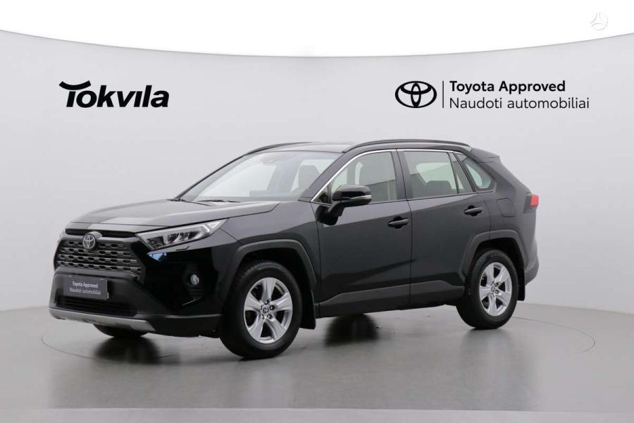 Black Toyota RAV4 2021 in Vilnius, with an engine capacity of 1.99 L and mileage of 79 thousand km for 25900 €, photo 1 on AUTOMOTO.COM.LV