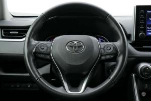Black Toyota RAV4 2021 in Vilnius, with an engine capacity of 1.99 L and mileage of 79 thousand km for 25900 €, photo 14 on AUTOMOTO.COM.LV