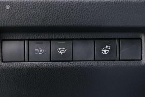 Black Toyota RAV4 2021 in Vilnius, with an engine capacity of 1.99 L and mileage of 79 thousand km for 25900 €, photo 23 on AUTOMOTO.COM.LV
