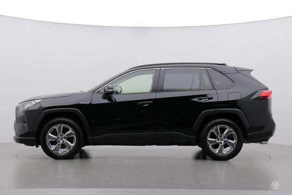Melns Toyota RAV4 2021 Viļņa, ar dzinēja tilpumu 2.49 L un nobraukumu 80 tūkst. km par 29990 €, foto 4 vietnē AUTOMOTO.COM.LV