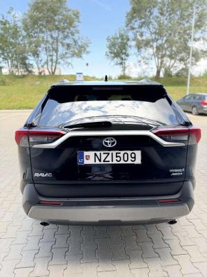 Melns Toyota RAV4 2021 Viļņa, ar dzinēja tilpumu 2.50 L un nobraukumu 242 tūkst. km par 21500 €, foto 10 vietnē AUTOMOTO.COM.LV