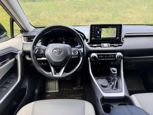 Melns Toyota RAV4 2021 Viļņa, ar dzinēja tilpumu 2.50 L un nobraukumu 242 tūkst. km par 21500 €, foto 13 vietnē AUTOMOTO.COM.LV