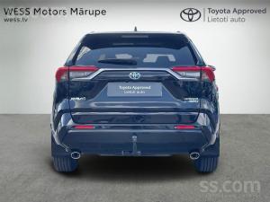 Melns Toyota RAV4 2021 Rīga, ar dzinēja tilpumu 2.50 L un nobraukumu 63 tūkst. km par 32590 €, foto 5 vietnē AUTOMOTO.COM.LV