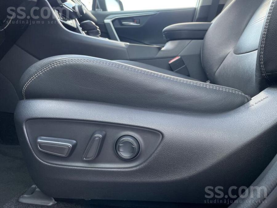 Melns Toyota RAV4 2021 Rīga, ar dzinēja tilpumu 2.50 L un nobraukumu 63 tūkst. km par 32590 €, foto 34 vietnē AUTOMOTO.COM.LV