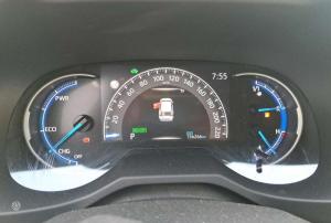 Black Toyota RAV4 2021 in Vilnius, with an engine capacity of 2.49 L and mileage of 156 thousand km for 25990 €, photo 8 on AUTOMOTO.COM.LV