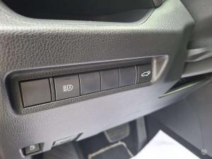Black Toyota RAV4 2021 in Vilnius, with an engine capacity of 2.49 L and mileage of 178 thousand km for 24900 €, photo 17 on AUTOMOTO.COM.LV