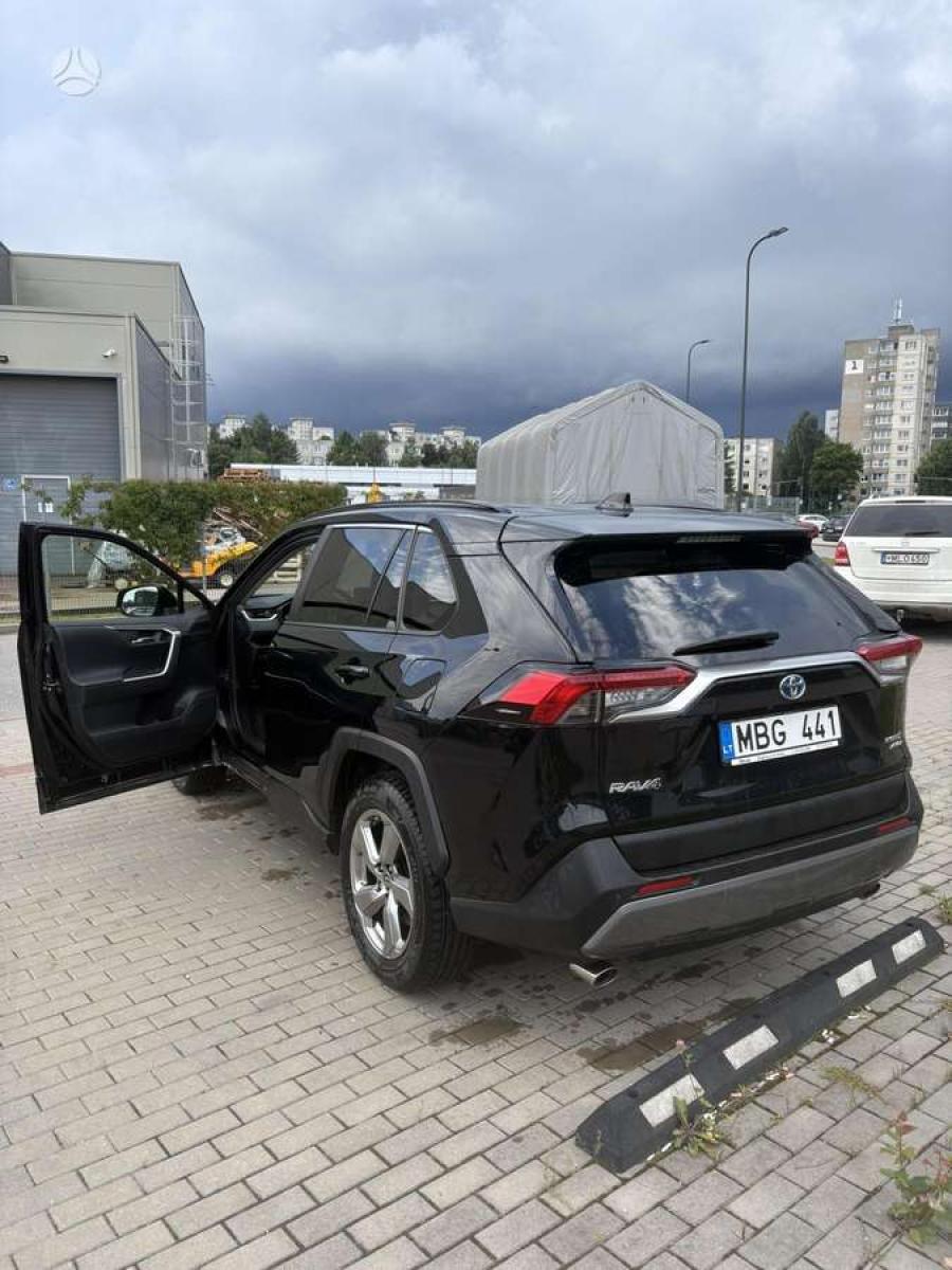 Melns Toyota RAV4 2021 Kauņa, ar dzinēja tilpumu 2.49 L un nobraukumu 152 tūkst. km par 31500 €, foto 8 vietnē AUTOMOTO.COM.LV