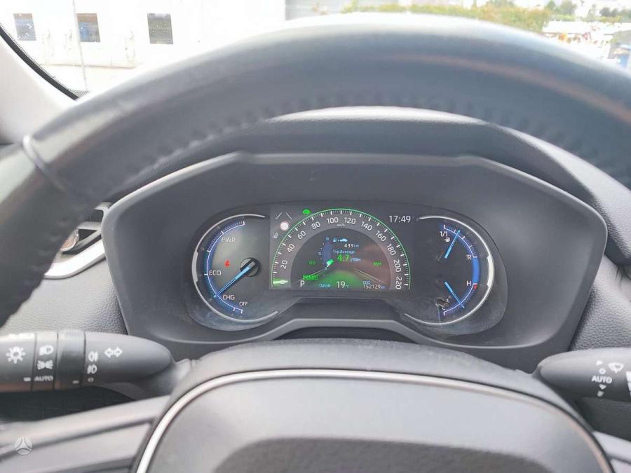 Melns Toyota RAV4 2021 Kauņa, ar dzinēja tilpumu 2.49 L un nobraukumu 152 tūkst. km par 31500 €, foto 14 vietnē AUTOMOTO.COM.LV
