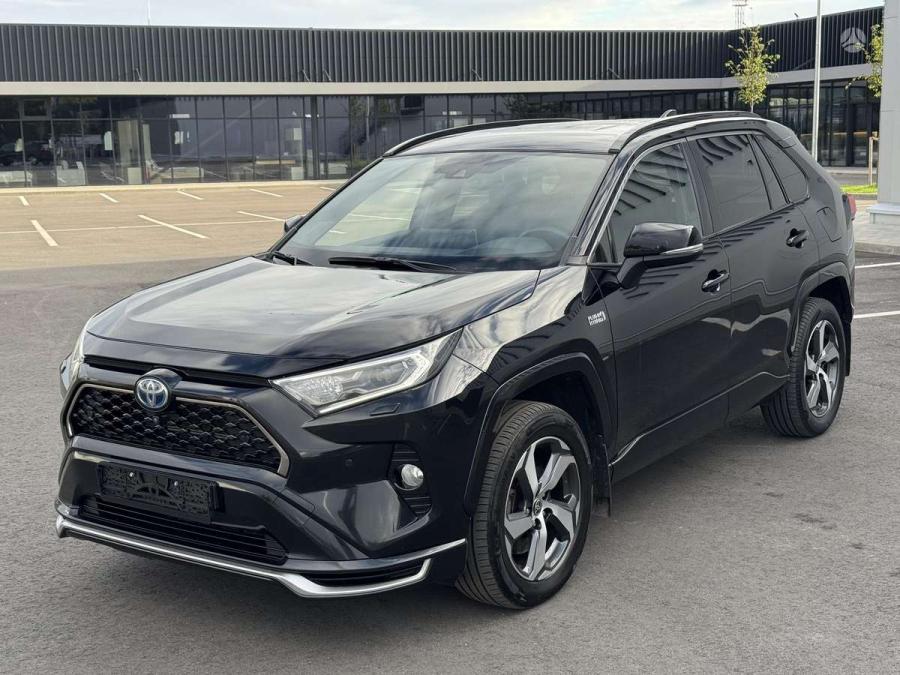 Melns Toyota RAV4 2021 Kauņa, ar dzinēja tilpumu 2.49 L un nobraukumu 282 tūkst. km par 23950 €, foto 5 vietnē AUTOMOTO.COM.LV