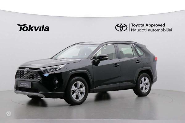 Toyota RAV4 2021 Viļņa vietnē Melns Toyota RAV4 2021 Viļņa, ar dzinēja tilpumu 1.99 L un nobraukumu 88 tūkst. km par 25900 €, foto 1 vietnē AUTOMOTO.COM.LV