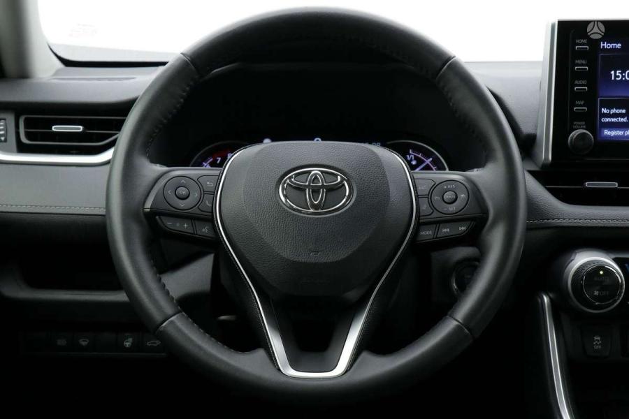 Black Toyota RAV4 2021 in Vilnius, with an engine capacity of 1.99 L and mileage of 88 thousand km for 25900 €, photo 14 on AUTOMOTO.COM.LV