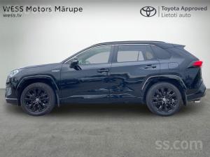 Melns Toyota RAV4 2021 Rīga, ar dzinēja tilpumu 2.50 L un nobraukumu 156 tūkst. km par 30990 €, foto 4 vietnē AUTOMOTO.COM.LV