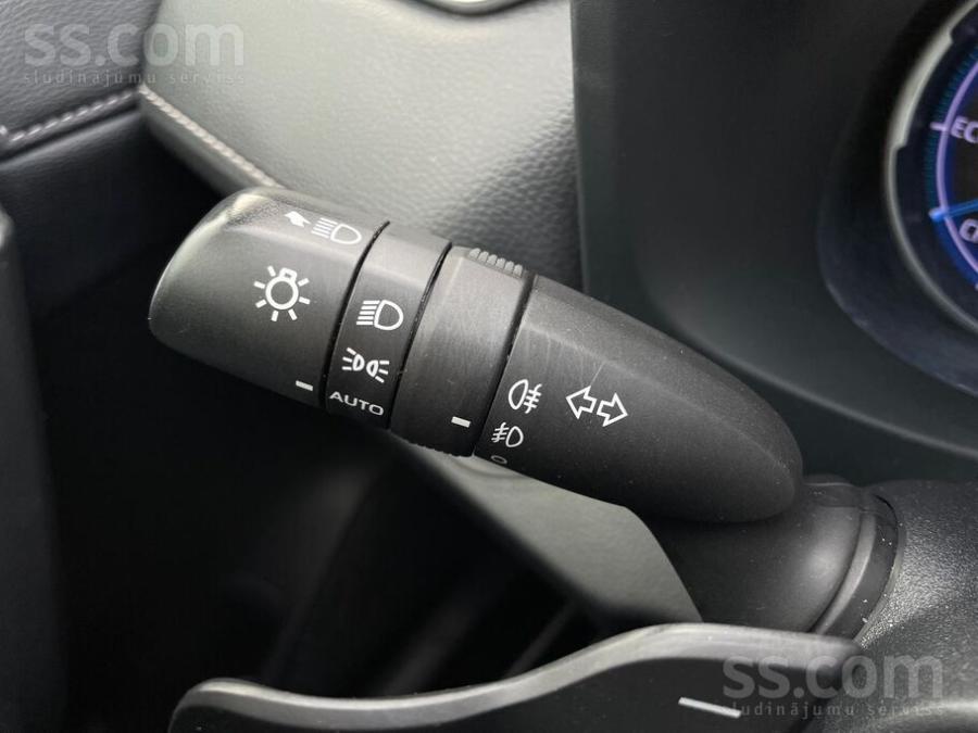 Melns Toyota RAV4 2021 Rīga, ar dzinēja tilpumu 2.50 L un nobraukumu 156 tūkst. km par 30990 €, foto 24 vietnē AUTOMOTO.COM.LV