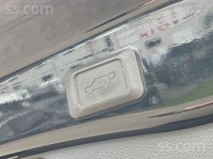 Melns Toyota RAV4 2021 Rīga, ar dzinēja tilpumu 2.50 L un nobraukumu 156 tūkst. km par 30990 €, foto 32 vietnē AUTOMOTO.COM.LV