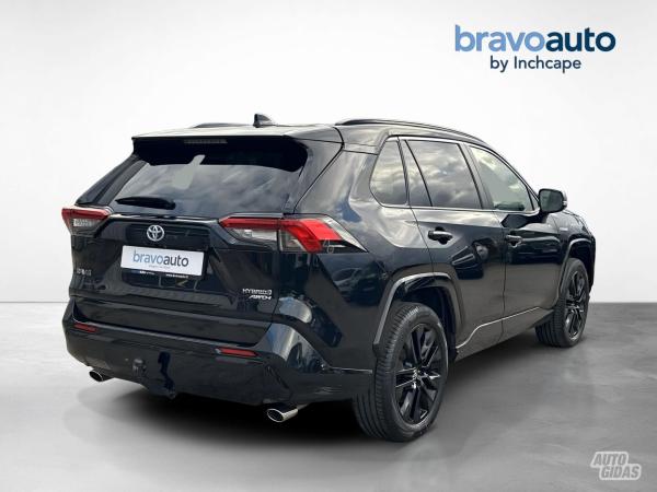 Тойота РАВ 4 2021 в Каунас на AUTOMOTO.COM.LV Черный Тойота РАВ 4 2021 в Каунас, объемом двигателя 2.50 л и пробегом 165 тыс. км за 28992 €, фото 6 на AUTOMOTO.COM.LV