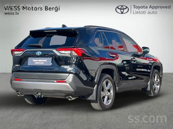 Melns Toyota RAV4 2021 Rīga, ar dzinēja tilpumu 2.50 L un nobraukumu 80 tūkst. km par 30990 €, foto 3 vietnē AUTOMOTO.COM.LV