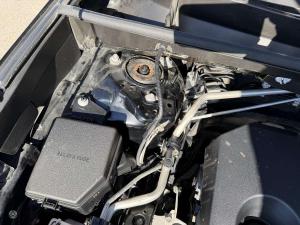 Black Toyota RAV4 2021 in Vievis, with an engine capacity of 1.99 L and mileage of 106 thousand km for 20300 €, photo 17 on AUTOMOTO.COM.LV