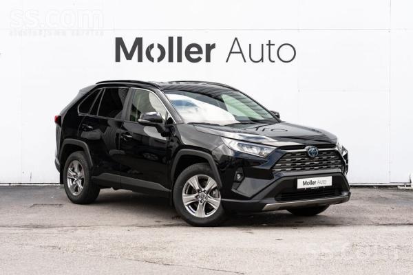 Melns Toyota RAV4 2022 Rīga, ar dzinēja tilpumu 2.50 L un nobraukumu 62 tūkst. km par 28950 €, foto 2 vietnē AUTOMOTO.COM.LV