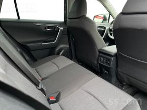 Melns Toyota RAV4 2022 Rīga, ar dzinēja tilpumu 2.00 L un nobraukumu 107 tūkst. km par 25490 €, foto 7 vietnē AUTOMOTO.COM.LV