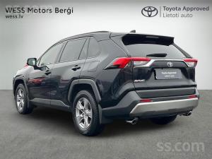 Melns Toyota RAV4 2022 Rīga, ar dzinēja tilpumu 2.00 L un nobraukumu 107 tūkst. km par 25490 €, foto 26 vietnē AUTOMOTO.COM.LV