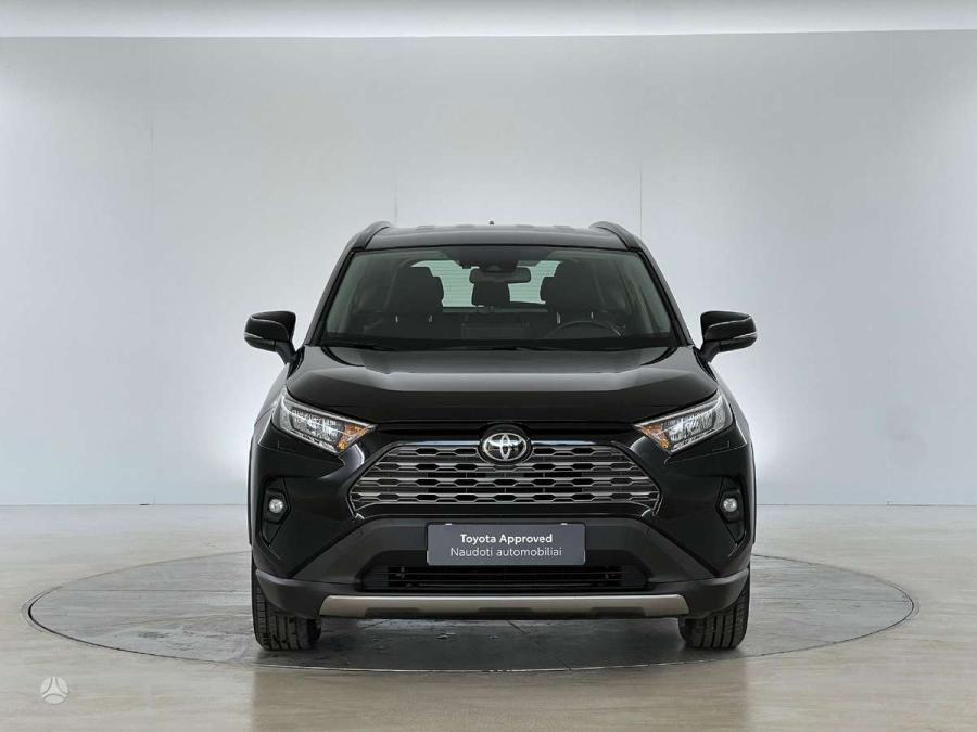 Melns Toyota RAV4 2022 Viļņa, ar dzinēja tilpumu 1.99 L un nobraukumu 96 tūkst. km par 23900 €, foto 5 vietnē AUTOMOTO.COM.LV