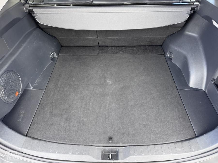 Melns Toyota RAV4 2022 Avižieniai, ar dzinēja tilpumu 2.50 L un nobraukumu 155 tūkst. km par 27500 €, foto 10 vietnē AUTOMOTO.COM.LV