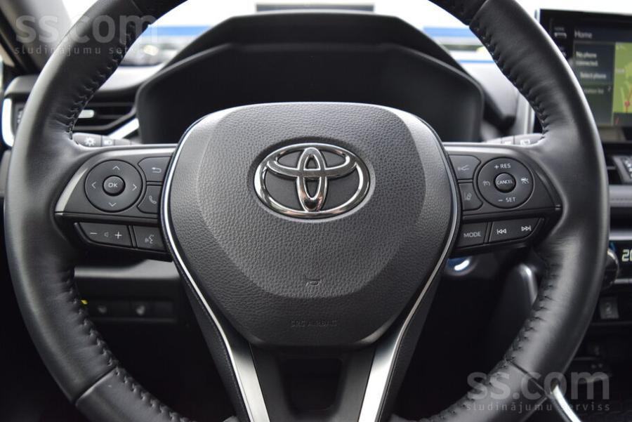 Melns Toyota RAV4 2022 Rīga, ar dzinēja tilpumu 2.50 L un nobraukumu 81 tūkst. km par 28900 €, foto 10 vietnē AUTOMOTO.COM.LV