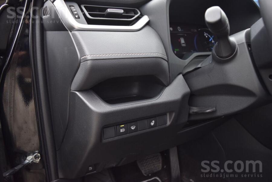 Melns Toyota RAV4 2022 Rīga, ar dzinēja tilpumu 2.50 L un nobraukumu 81 tūkst. km par 28900 €, foto 11 vietnē AUTOMOTO.COM.LV