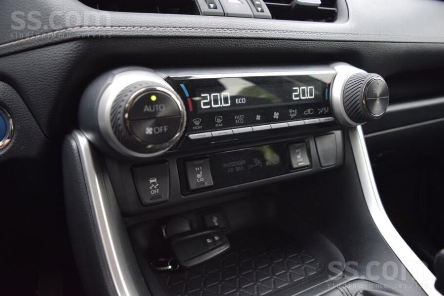 Melns Toyota RAV4 2022 Rīga, ar dzinēja tilpumu 2.50 L un nobraukumu 81 tūkst. km par 28900 €, foto 14 vietnē AUTOMOTO.COM.LV