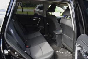 Melns Toyota RAV4 2022 Tukums, ar dzinēja tilpumu 2.50 L un nobraukumu 42 tūkst. km par 31995 €, foto 11 vietnē AUTOMOTO.COM.LV