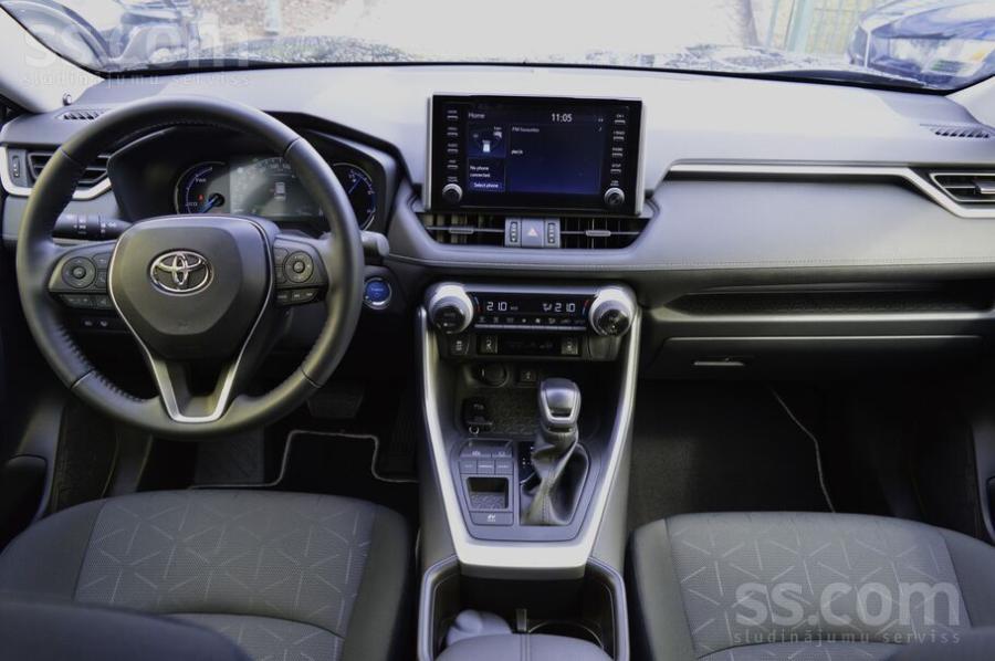 Melns Toyota RAV4 2022 Tukums, ar dzinēja tilpumu 2.50 L un nobraukumu 42 tūkst. km par 31995 €, foto 13 vietnē AUTOMOTO.COM.LV