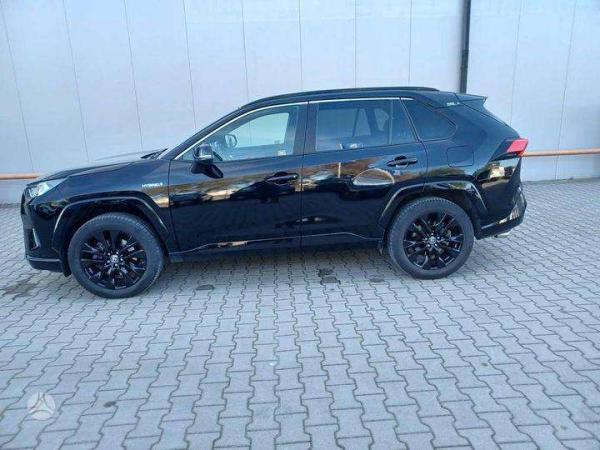Melns Toyota RAV4 2022 Viļņa, ar dzinēja tilpumu 2.49 L un nobraukumu 160 tūkst. km par 30990 €, foto 9 vietnē AUTOMOTO.COM.LV