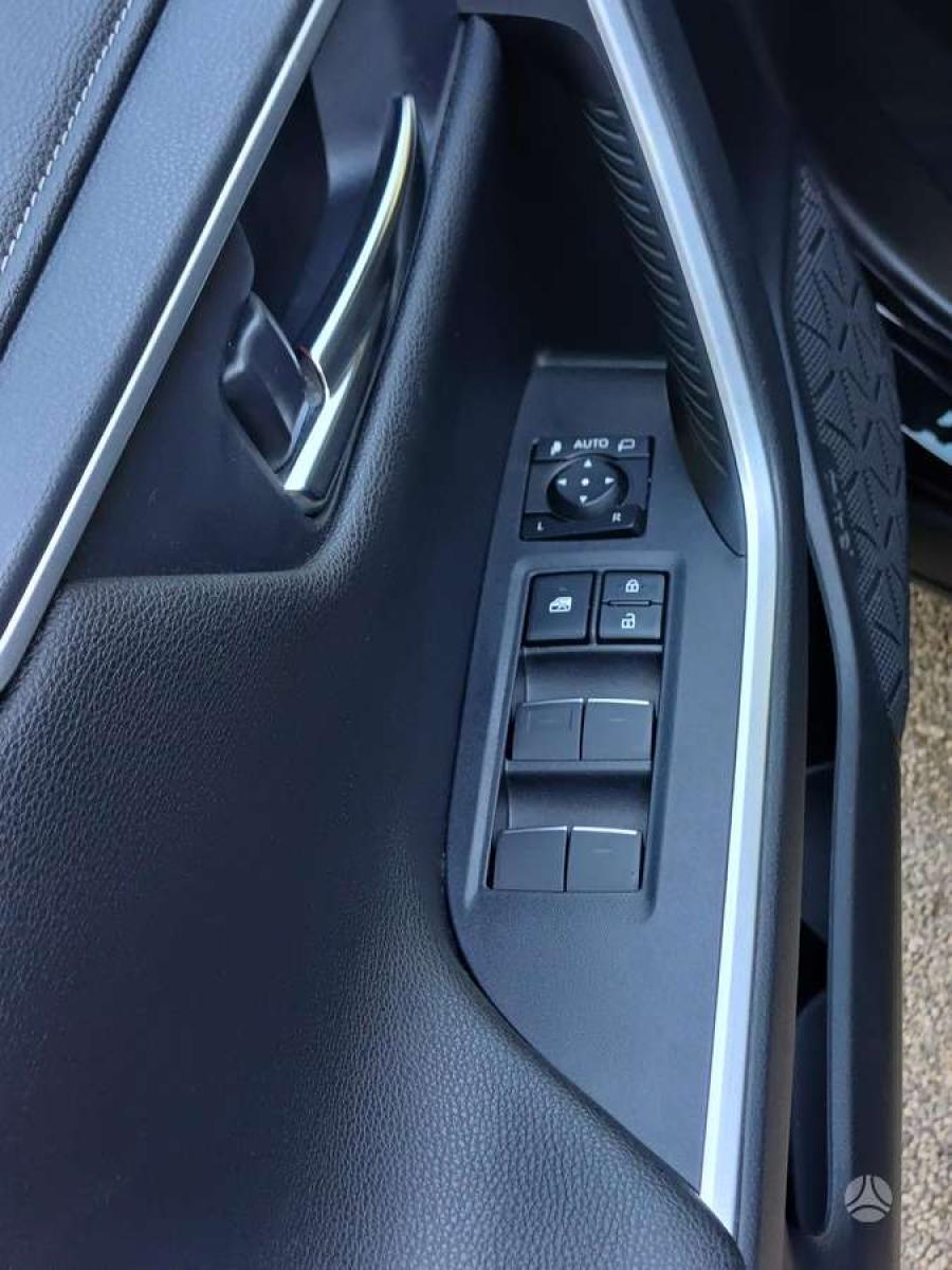 Черный Тойота РАВ 4 2022 в Вильнюс, объемом двигателя 2.00 л и пробегом 78 тыс. км за 27900 €, фото 11 на AUTOMOTO.COM.LV