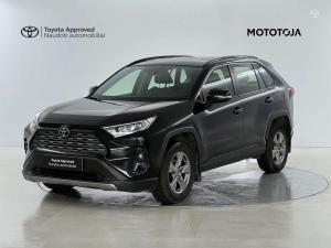 Melns Toyota RAV4 2022 Viļņa, ar dzinēja tilpumu 1.99 L un nobraukumu 100 tūkst. km par 23900 €, foto  vietnē AUTOMOTO.COM.LV