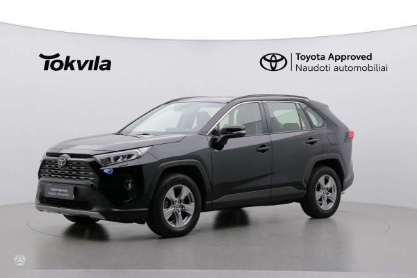 Black Toyota RAV4 2022 in Vilnius, with an engine capacity of 1.99 L and mileage of 96 thousand km for 26990 €, photo 1 on AUTOMOTO.COM.LV