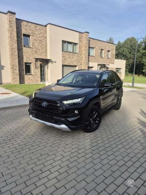 Melns Toyota RAV4 2022 Šauļi, ar dzinēja tilpumu 0.00 L un nobraukumu 274 tūkst. km par 22200 €, foto 3 vietnē AUTOMOTO.COM.LV