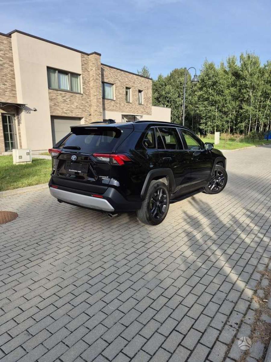 Melns Toyota RAV4 2022 Šauļi, ar dzinēja tilpumu 0.00 L un nobraukumu 274 tūkst. km par 22200 €, foto 6 vietnē AUTOMOTO.COM.LV