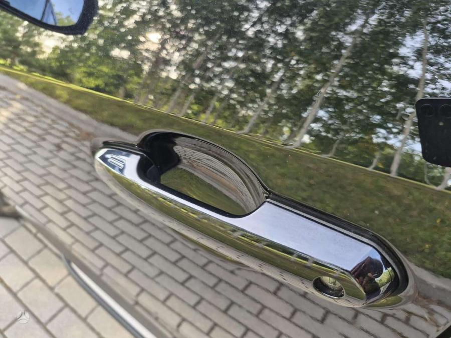 Melns Toyota RAV4 2022 Šauļi, ar dzinēja tilpumu 0.00 L un nobraukumu 274 tūkst. km par 22200 €, foto 8 vietnē AUTOMOTO.COM.LV