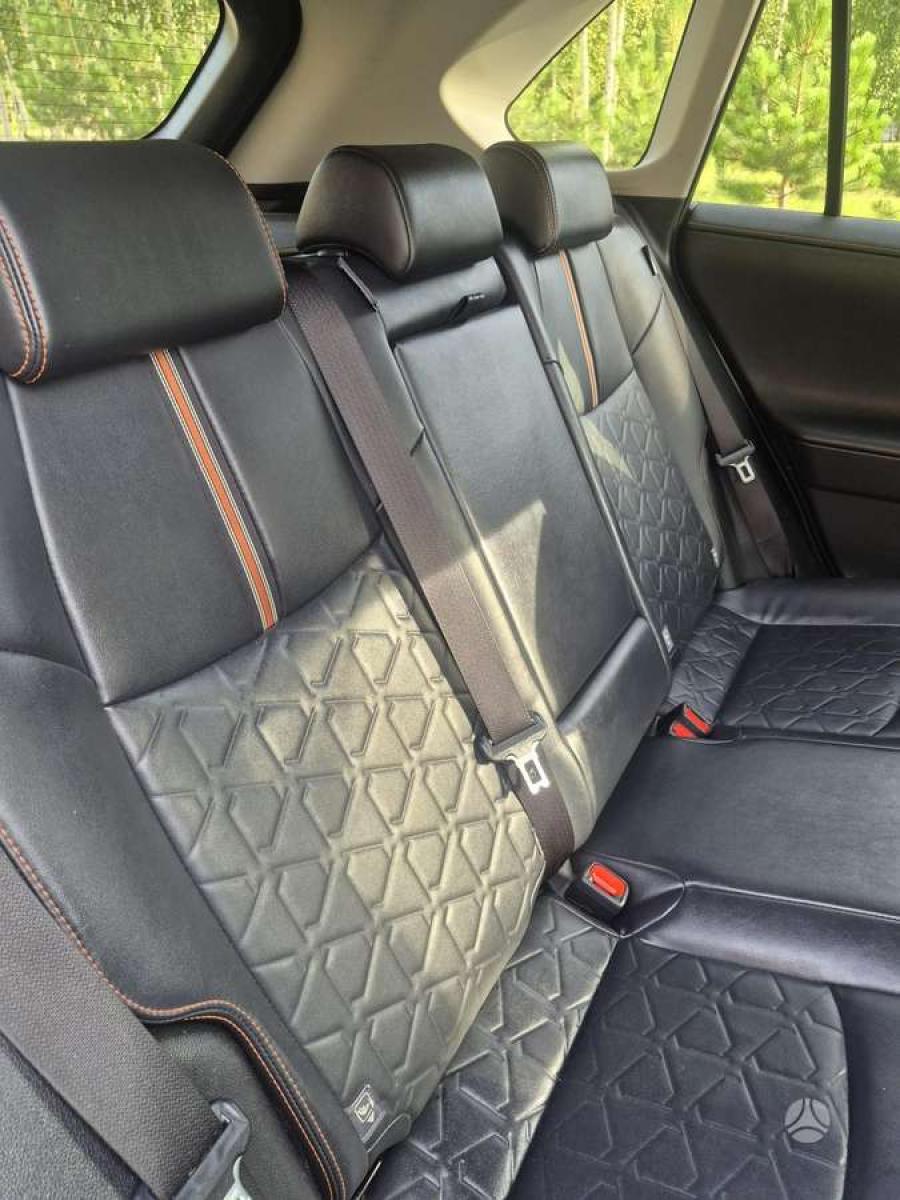 Melns Toyota RAV4 2022 Šauļi, ar dzinēja tilpumu 0.00 L un nobraukumu 274 tūkst. km par 22200 €, foto 18 vietnē AUTOMOTO.COM.LV