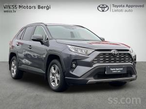 Black Toyota RAV4 2022 in Riga, with an engine capacity of 2.00 L and mileage of 102 thousand km for 25490 €, photo 26 on AUTOMOTO.COM.LV