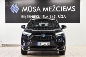 Melns Toyota RAV4 2022 Rīga, ar dzinēja tilpumu 2.50 L un nobraukumu 83 tūkst. km par 31490 €, foto 3 vietnē AUTOMOTO.COM.LV