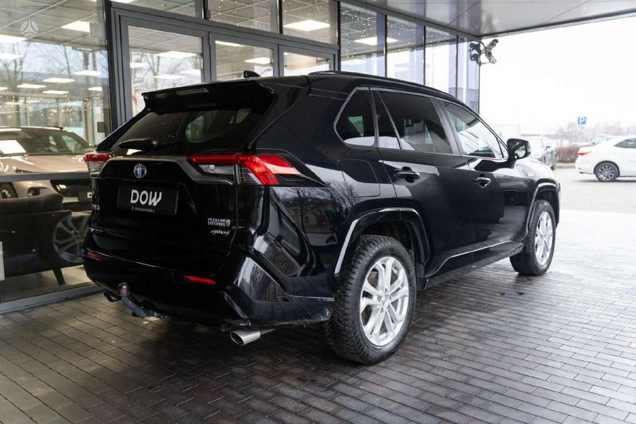 Melns Toyota RAV4 2023 Viļņa, ar dzinēja tilpumu 2.49 L un nobraukumu 151 tūkst. km par 30990 €, foto 7 vietnē AUTOMOTO.COM.LV
