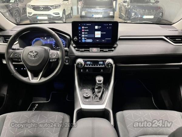 Melns Toyota RAV4 2023 Tallina, ar dzinēja tilpumu 2.50 L un nobraukumu 39 tūkst. km par 36500 €, foto 9 vietnē AUTOMOTO.COM.LV