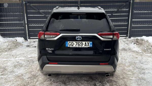 Melns Toyota RAV4 2023 Jonava, ar dzinēja tilpumu 2.50 L un nobraukumu 40 tūkst. km par 20200 €, foto 6 vietnē AUTOMOTO.COM.LV