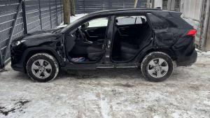 Melns Toyota RAV4 2023 Jonava, ar dzinēja tilpumu 2.49 L un nobraukumu 40 tūkst. km par 20750 €, foto 4 vietnē AUTOMOTO.COM.LV