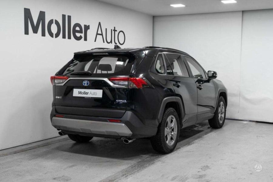 Melns Toyota RAV4 2023 Viļņa, ar dzinēja tilpumu 2.50 L un nobraukumu 155 tūkst. km par 26900 €, foto 3 vietnē AUTOMOTO.COM.LV