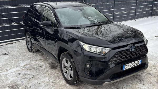 Black Toyota RAV4 2023 in Jonava, with an engine capacity of 2.49 L and mileage of 40 thousand km for 18700 €, photo 11 on AUTOMOTO.COM.LV