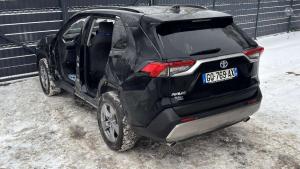 Melns Toyota RAV4 2023 Jonava, ar dzinēja tilpumu 2.49 L un nobraukumu 40 tūkst. km par 18700 €, foto 15 vietnē AUTOMOTO.COM.LV