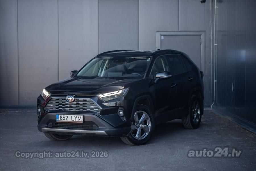 Melns Toyota RAV4 2023 Tallina, ar dzinēja tilpumu 2.50 L un nobraukumu 45 tūkst. km par 41500 €, foto 1 vietnē AUTOMOTO.COM.LV